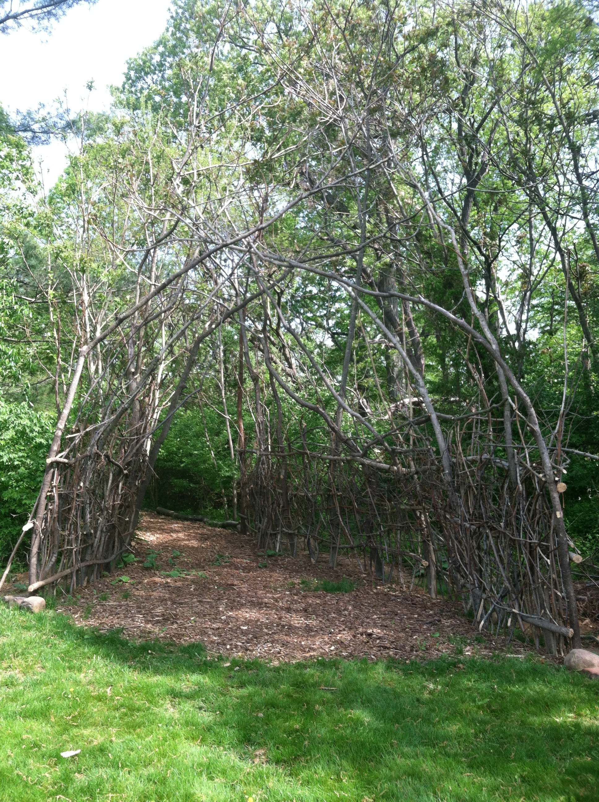 Made for the Shade: LA Students Create Twig Arbor Picnic Area at ...