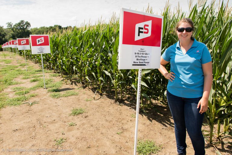 SEBS Student Completes Paid Summer Ag Internship With Growmark : Newsroom