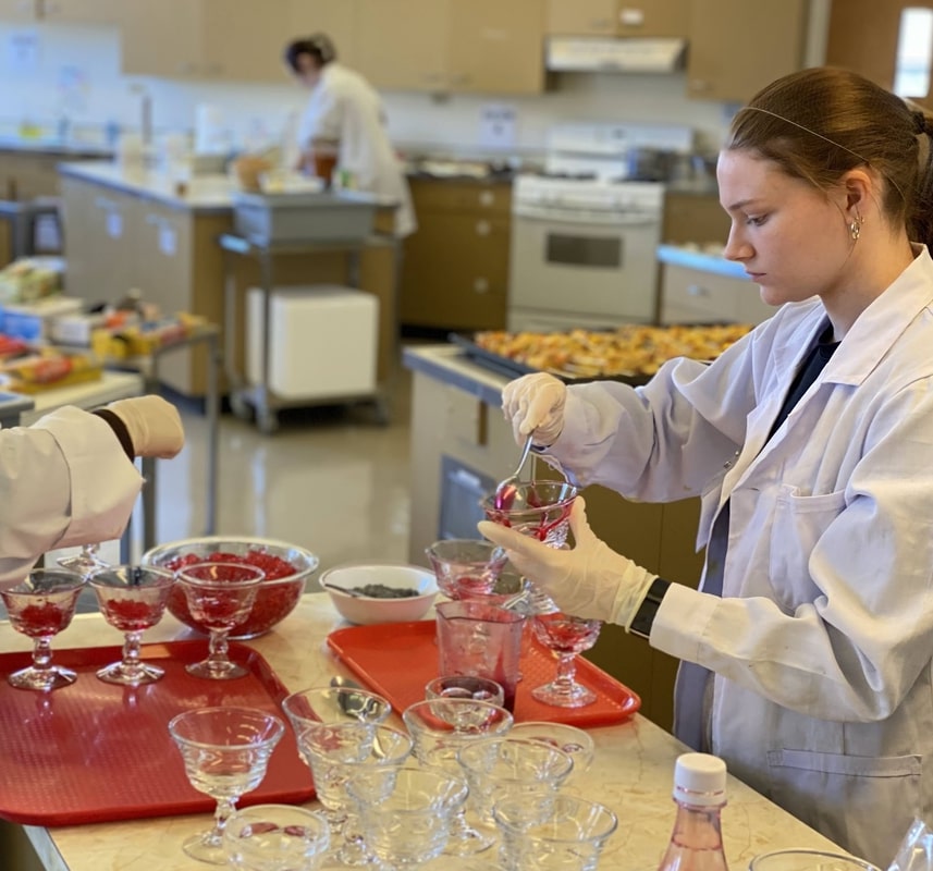 Senior Spotlight: Jennifer Fleck (SEBS’24) : Newsroom